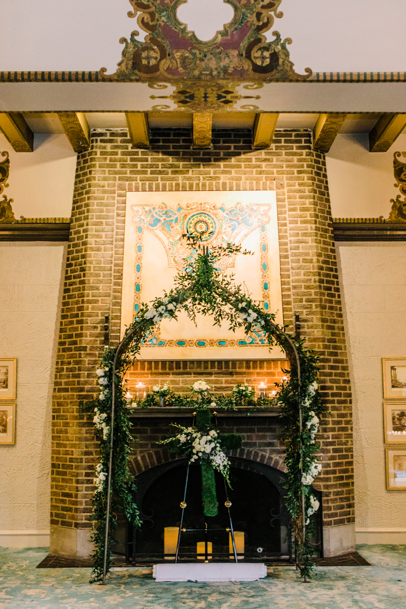 Spring Wedding at Medinah Country Club - artistrieco.com