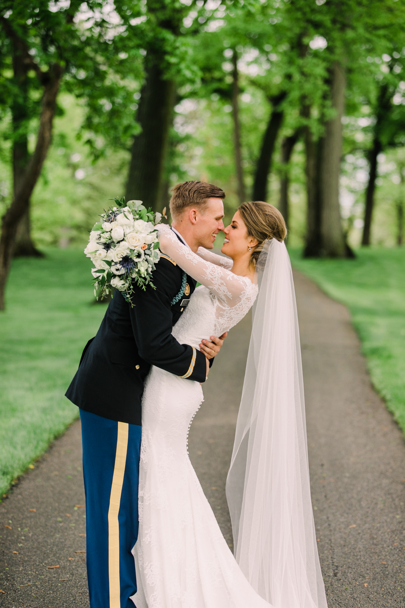 Spring Wedding at Medinah Country Club - artistrieco.com