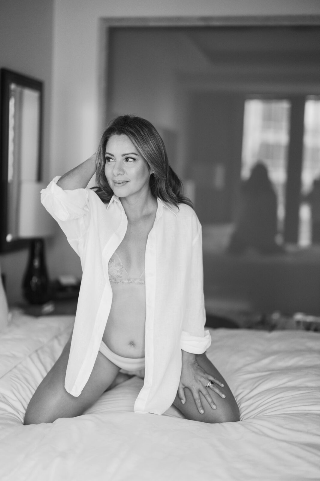 A Glamorous Boudoir Shoot at the Langham in Chicago - artistrieco.com