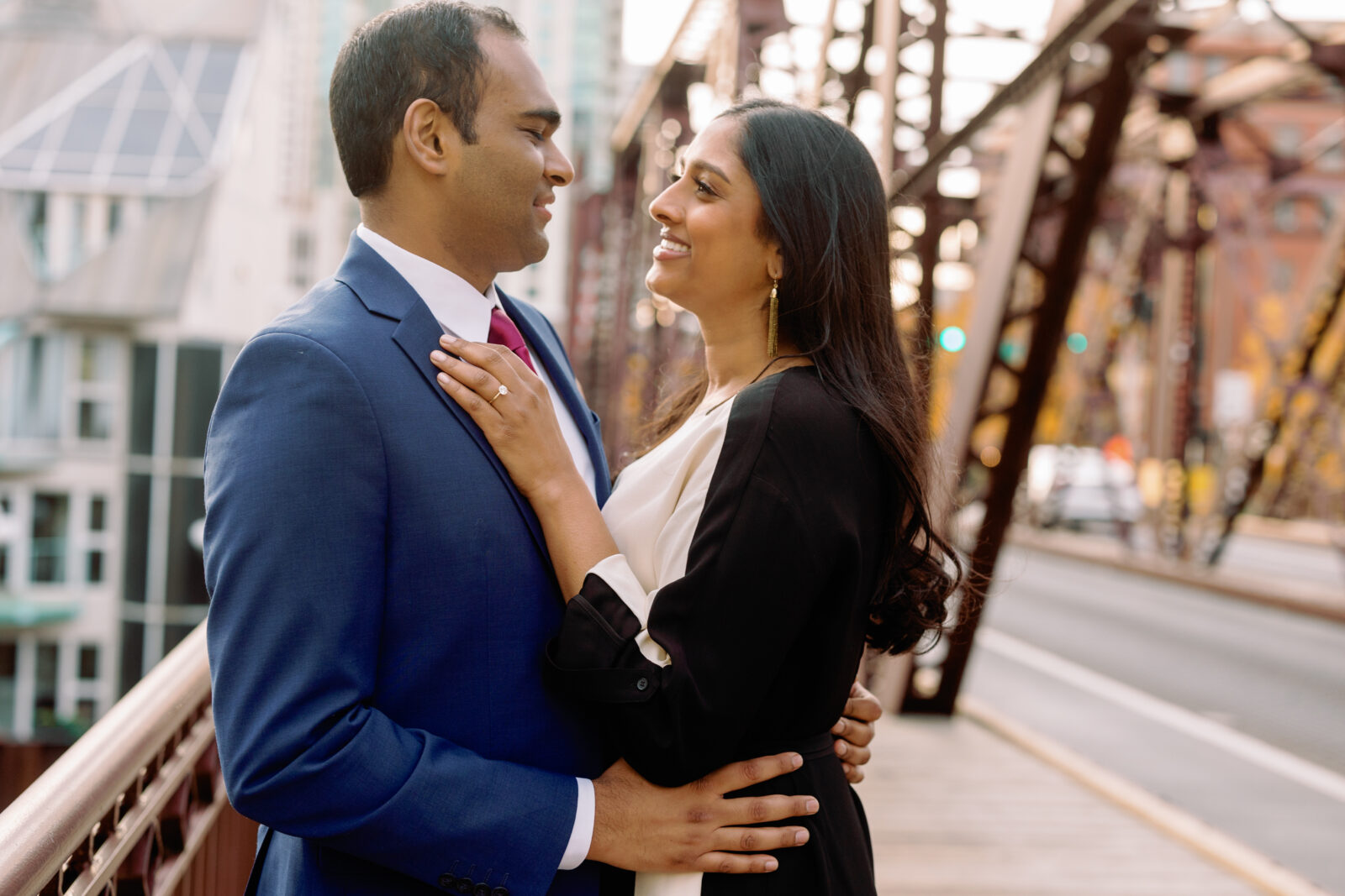 An Autumn Engagement Session in the West Loop - Artistrie Co.